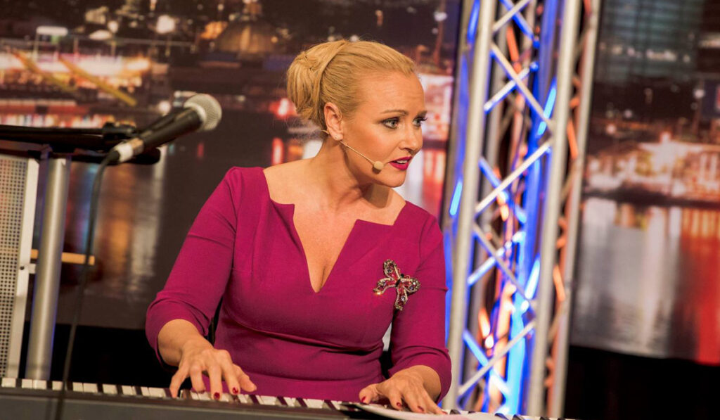 Kabarett – Verena Scheitz